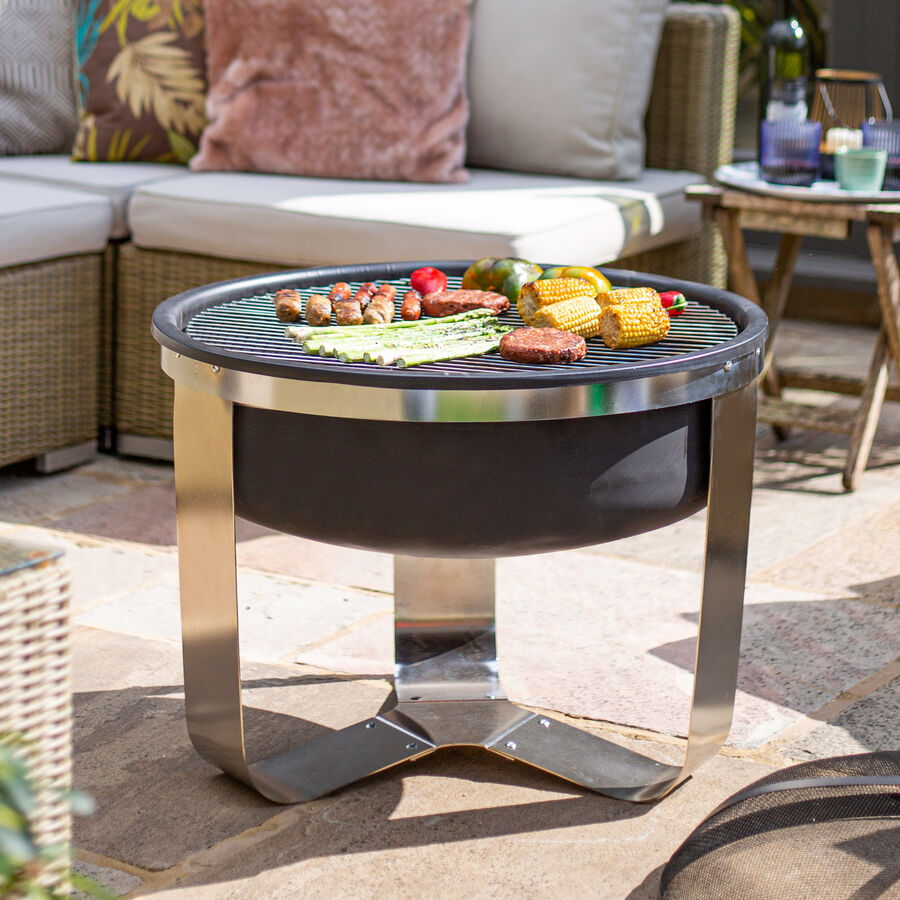 Barbecue et brasero : parfait pour les longues soirées sur la terrasse ...