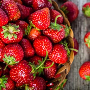 Enfin la saison des fraises : infos utiles sur la « reine des fruits ...